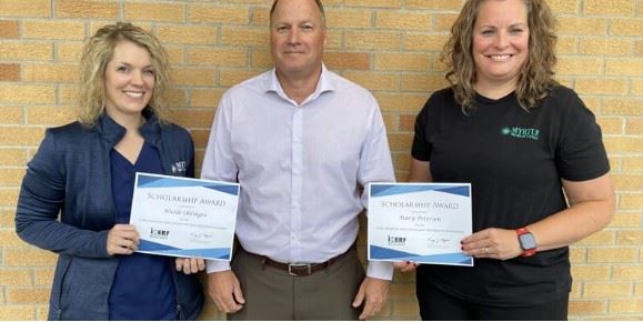 Ohlinger and Petersen receive IHERF Scholarship